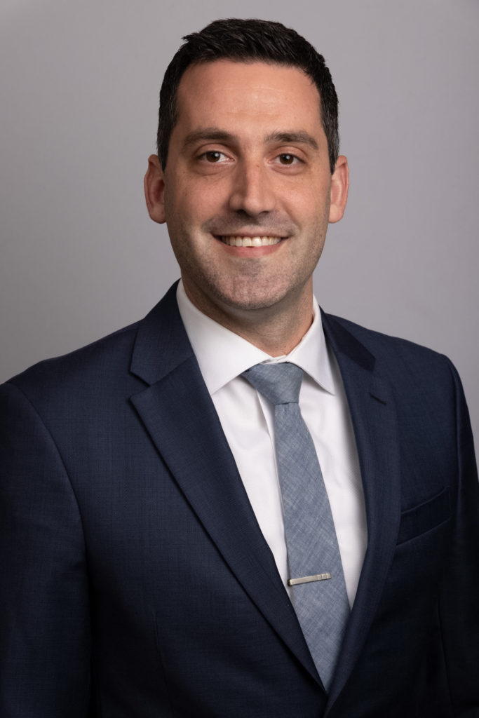 Daniel Sisk, MD: Sports Medicine & Rehabilitation Specialist in Kansas City